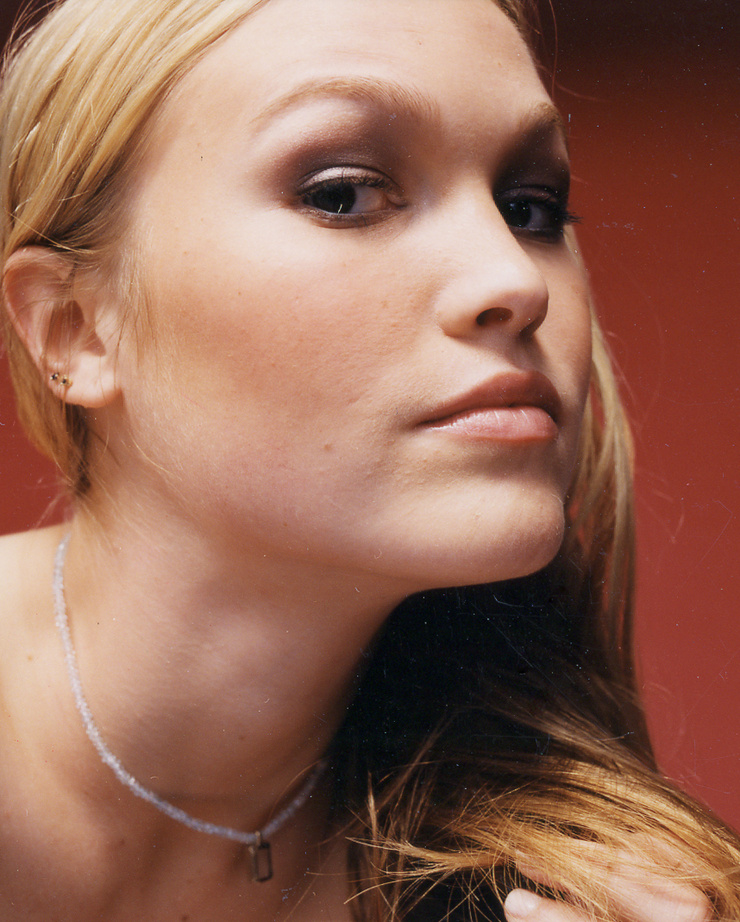 Picture of Julia Stiles