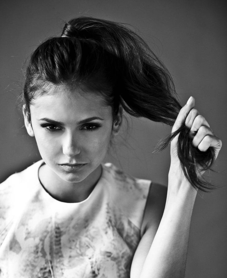 Picture of Nina Dobrev