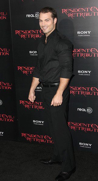 Picture of Shawn Roberts