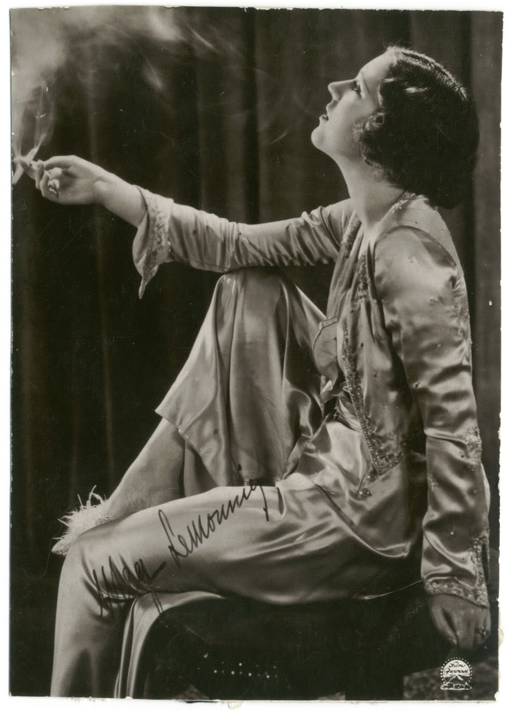 Picture of Meg Lemonnier