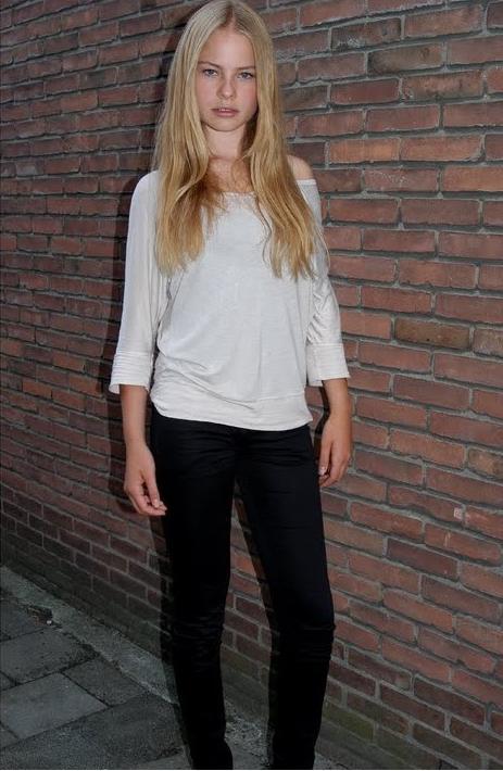 Picture of Merel Zoet