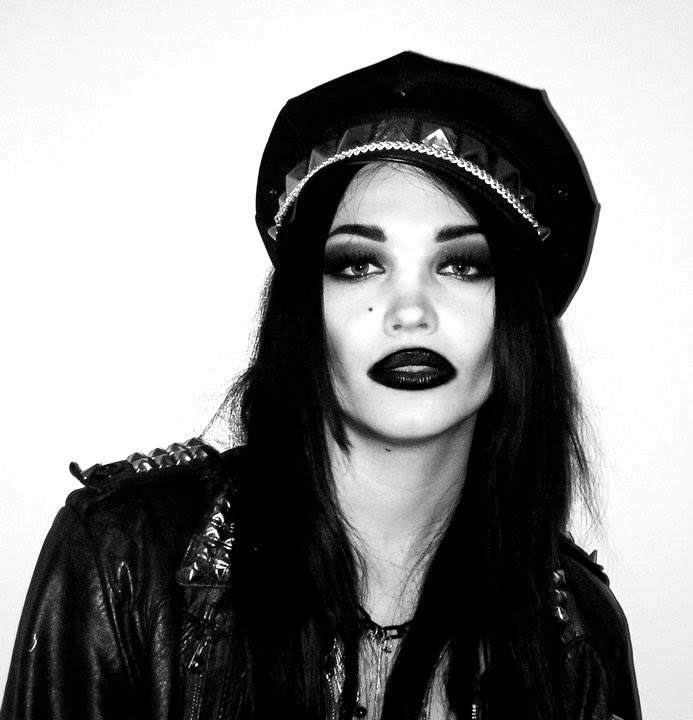 Picture of Ivy Levan