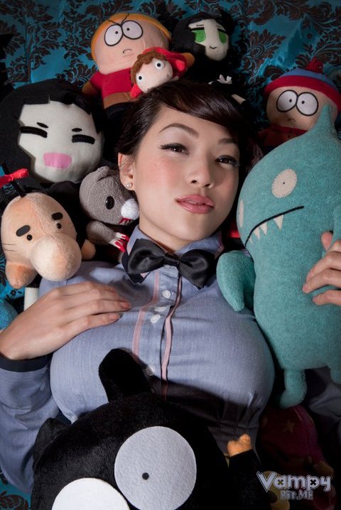 Linda Le (aka Vampy) image