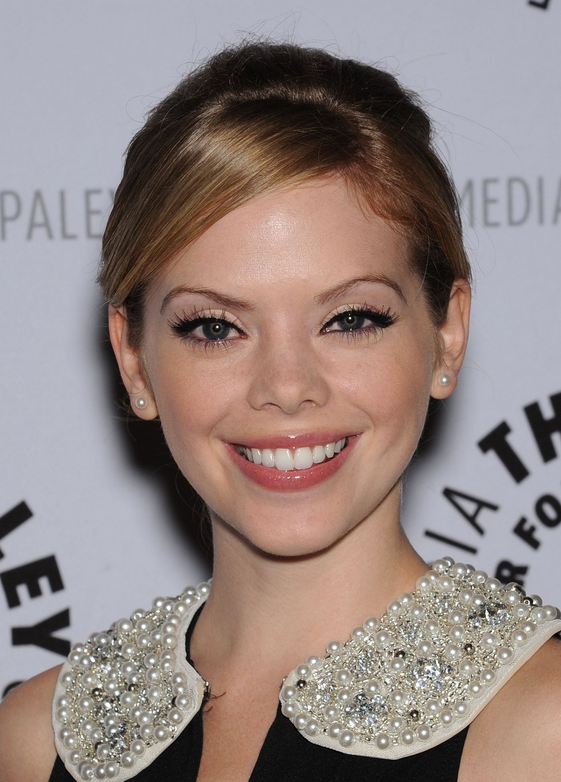 Picture of Dreama Walker