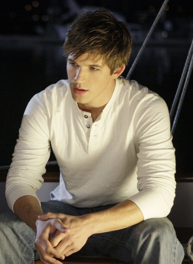 Picture of Matt Lanter