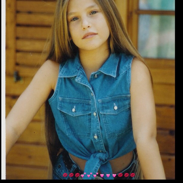 Picture of Bar Refaeli