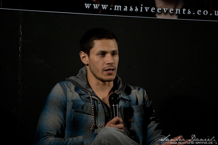 Alex Meraz image