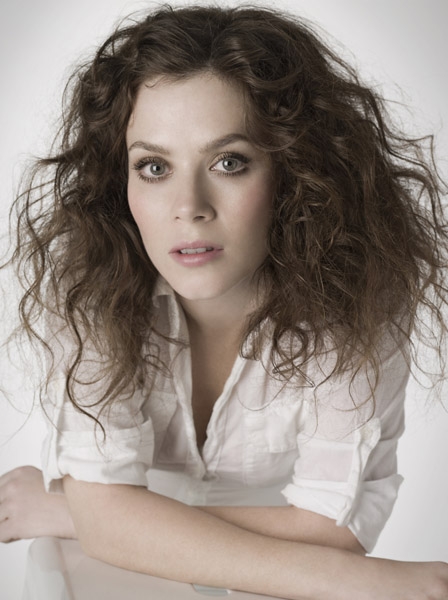 Anna Friel picture