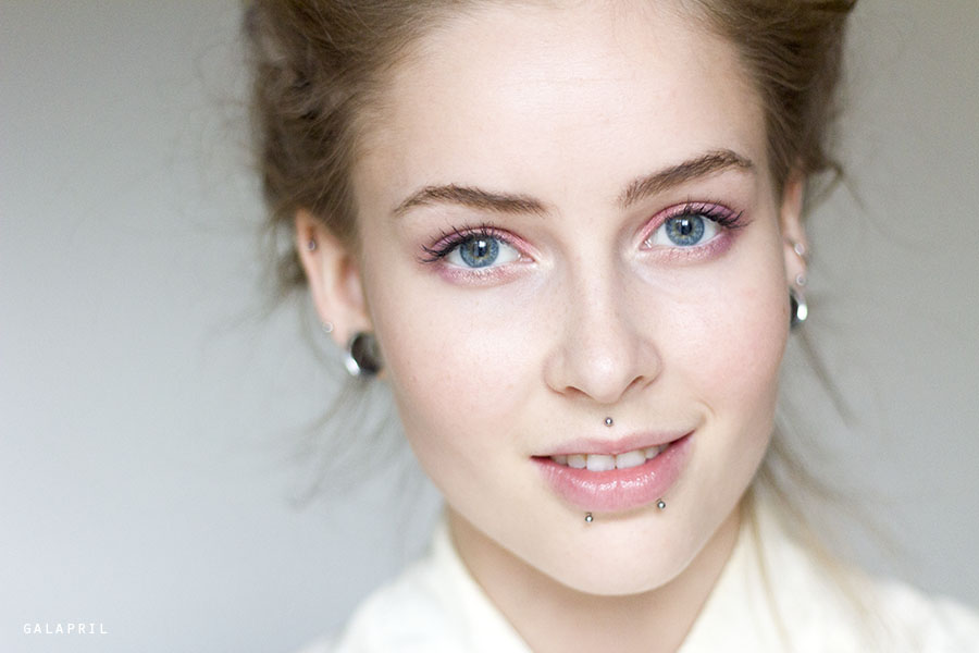 Picture of Anna April