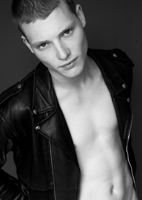 Chris Rayner picture