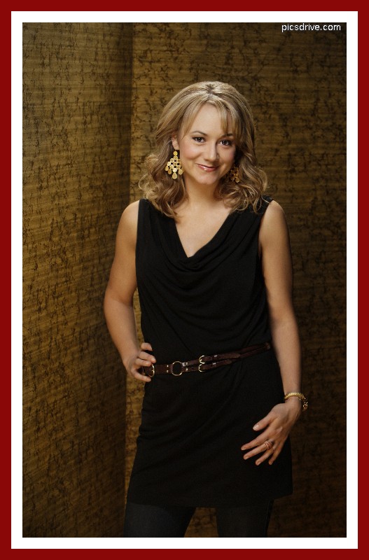 Picture of Megyn Price