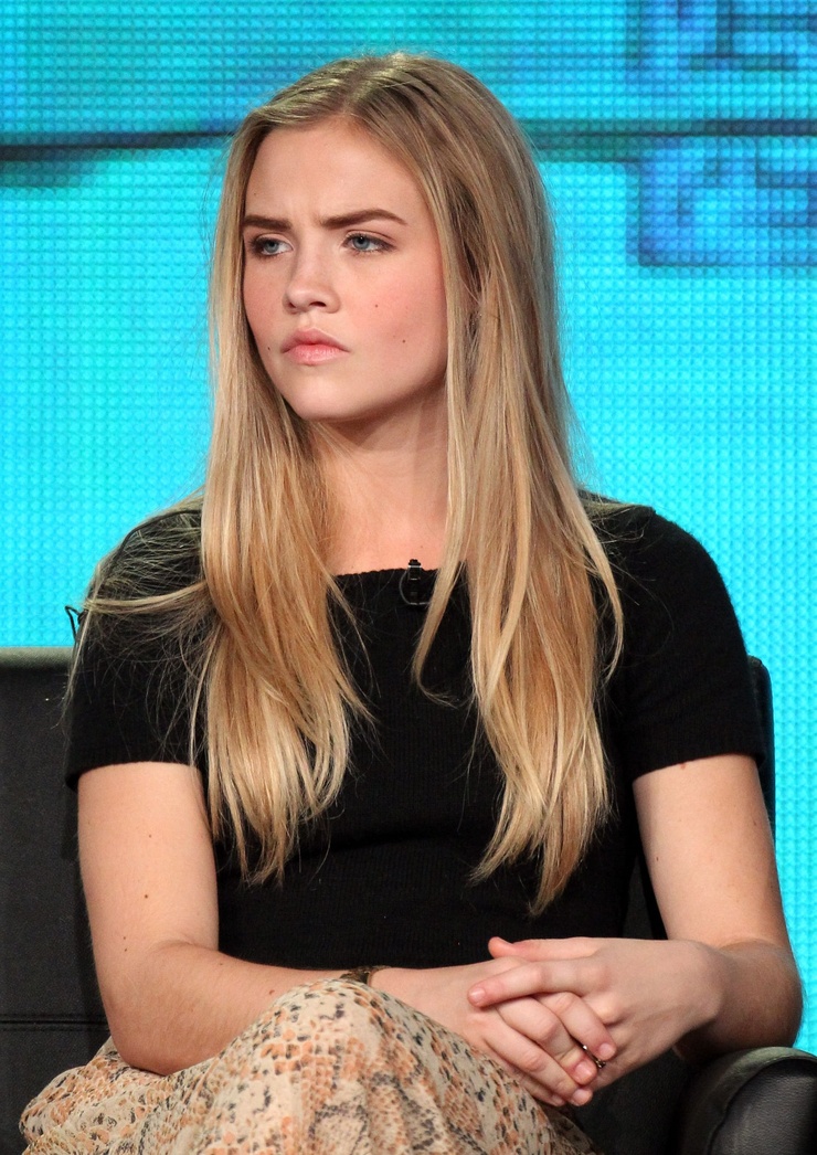 Picture of Maddie Hasson