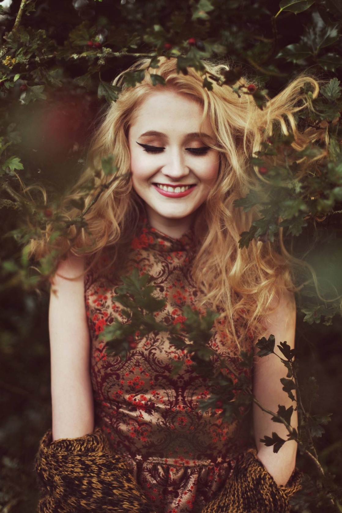 Janet Devlin image