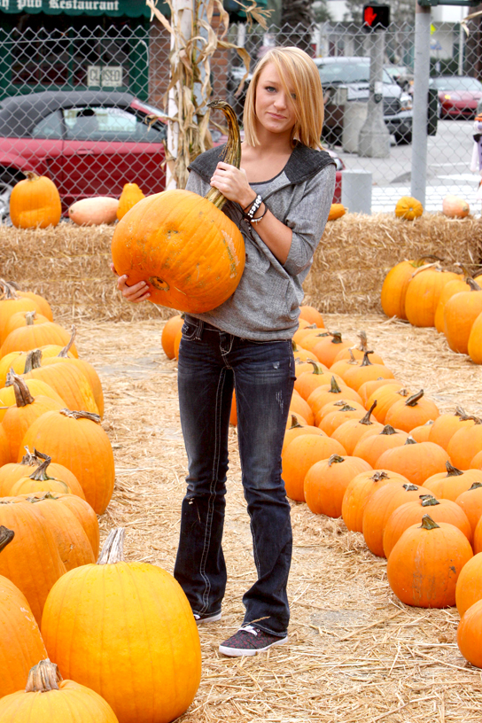 Picture of Maci Bookout