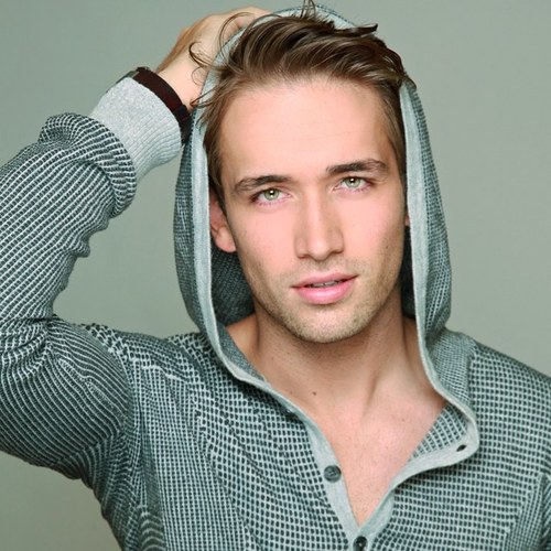 Picture of Mauricio Hénao