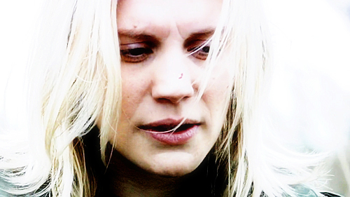 Picture of Katee Sackhoff