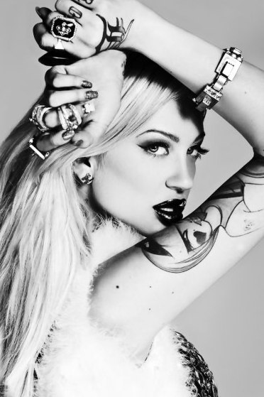 Picture of Porcelain Black