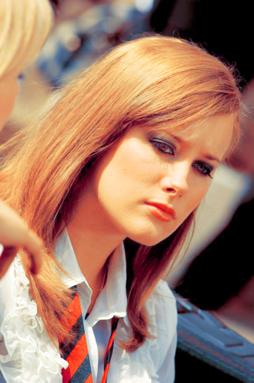 Picture of April Pearson