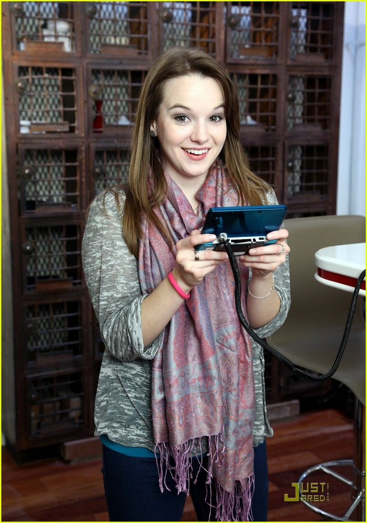 Picture of Kay Panabaker