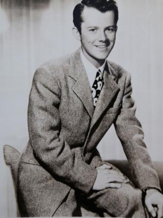 Picture of Lon McCallister