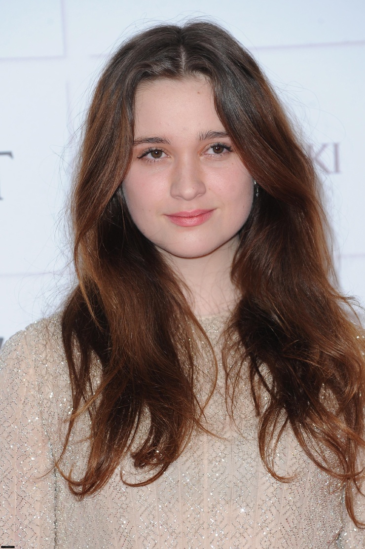 Picture of Alice Englert