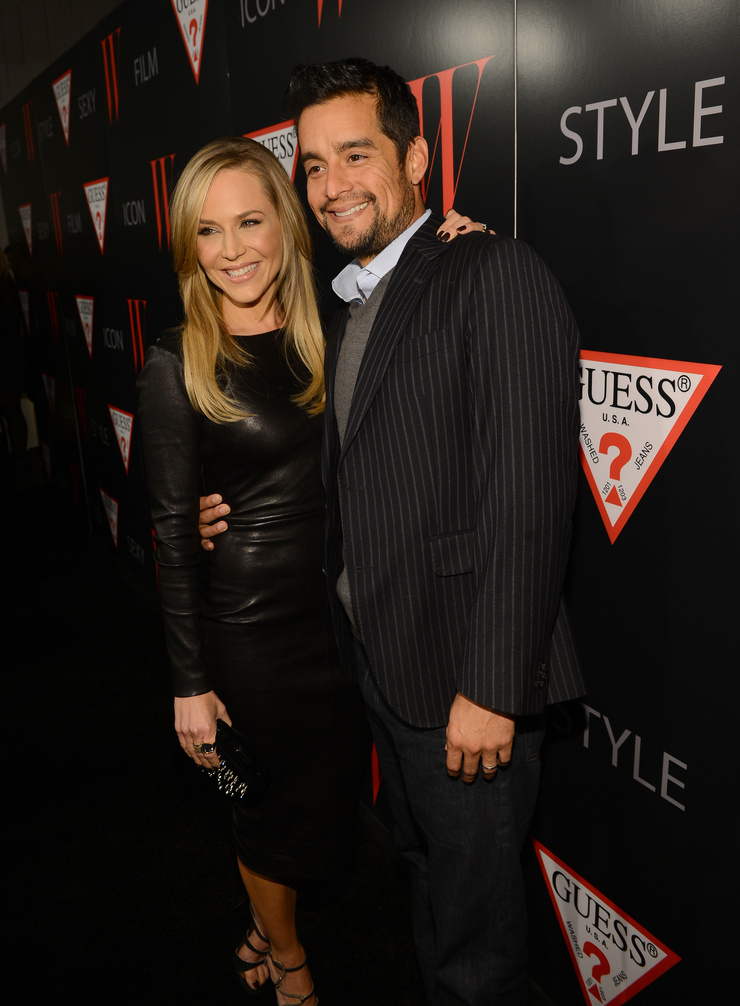 Picture of Julie Benz