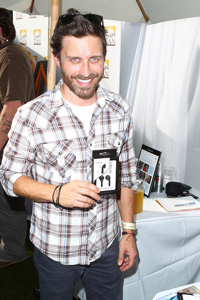 Image of Rob Benedict