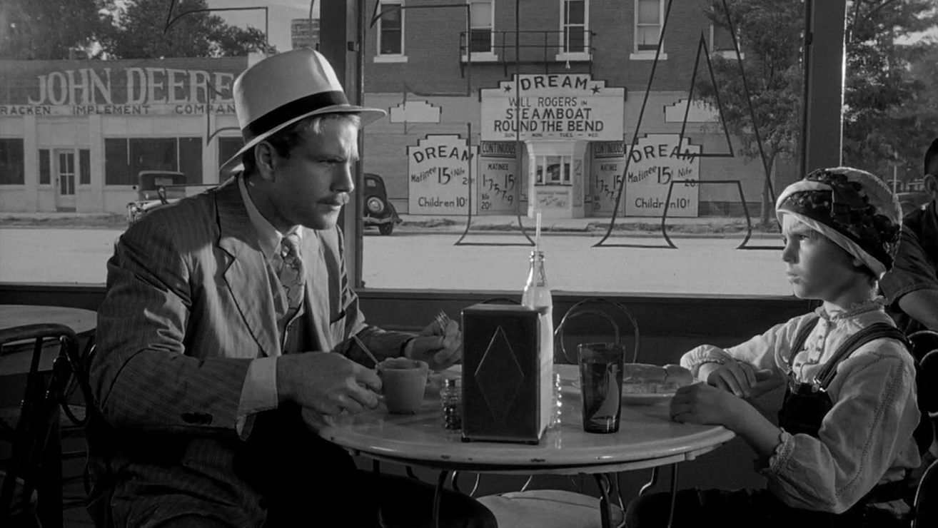 Picture of Paper Moon