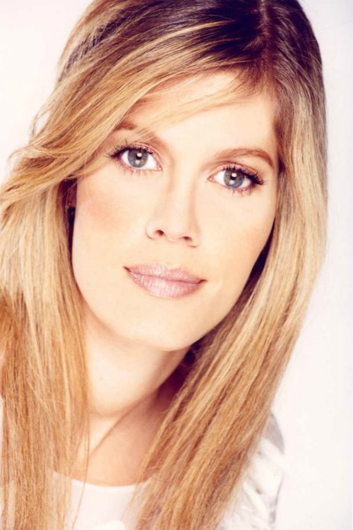 Picture of Lorna Paz