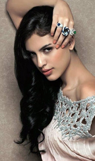 Taciane Matos picture