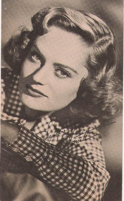 Picture of Alexis Smith