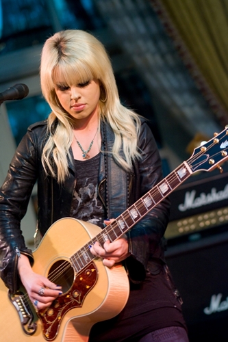 Picture of Orianthi