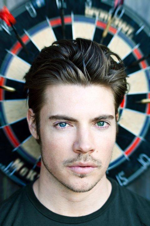 Picture of Josh Henderson