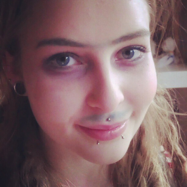 Picture of Anna April
