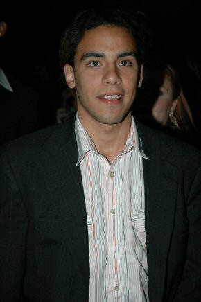 Victor Rasuk picture