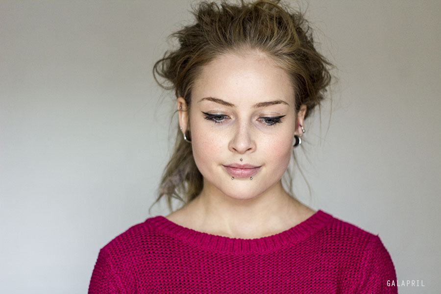 Picture of Anna April