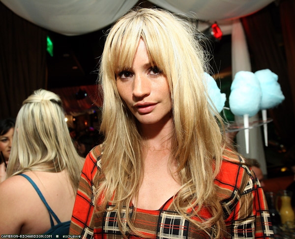 Image of Cameron Richardson