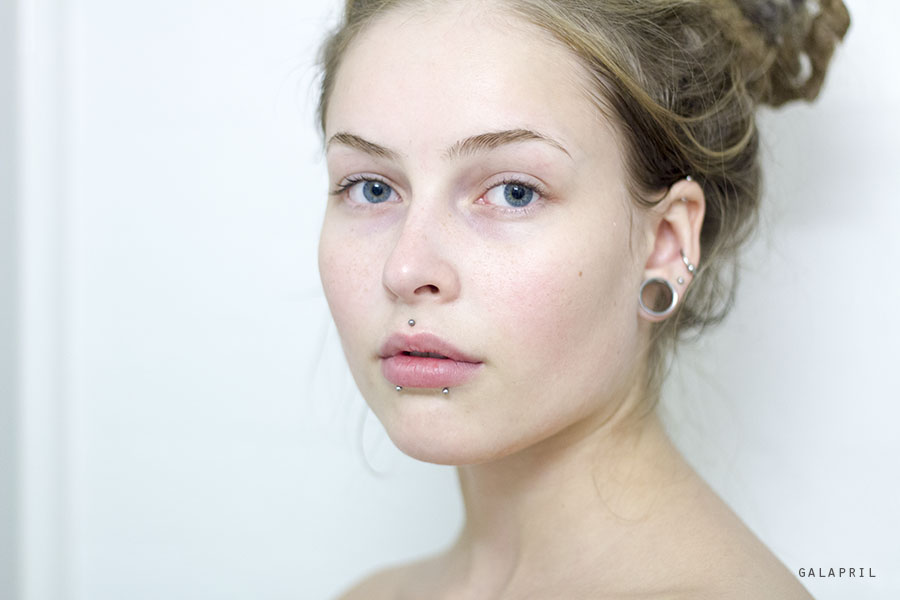 Picture of Anna April