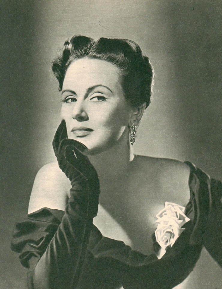 Picture of Nadia Gray
