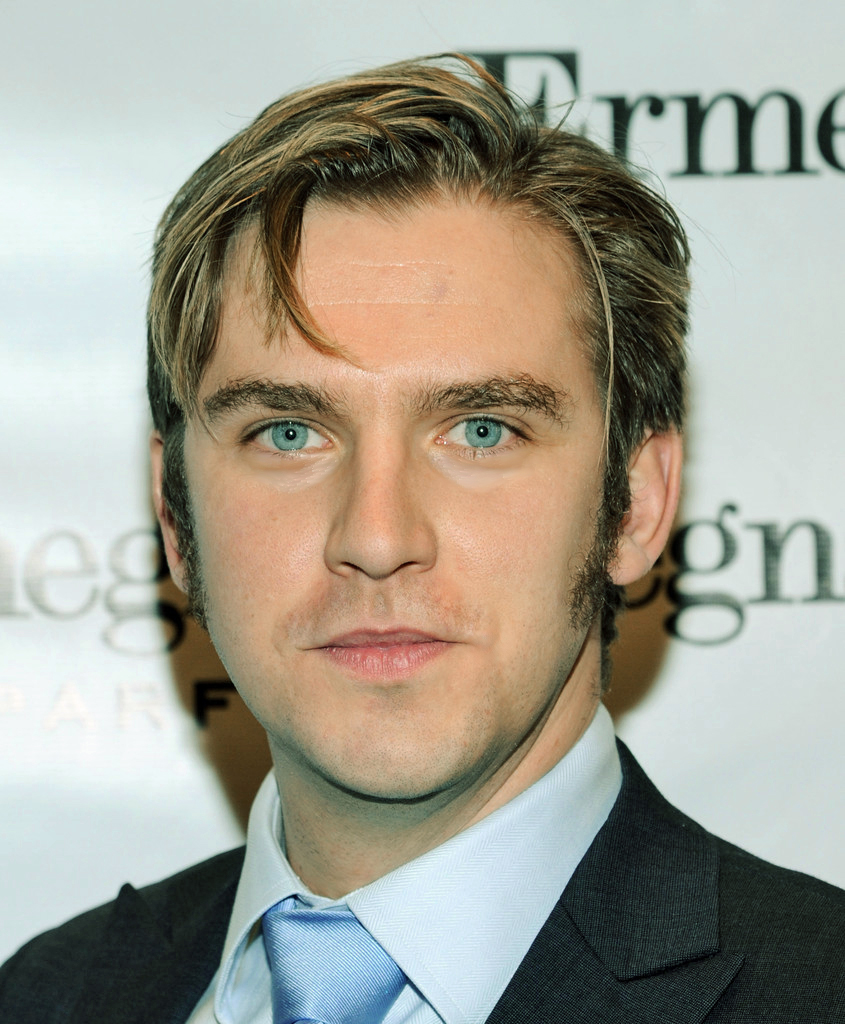Picture of Dan Stevens