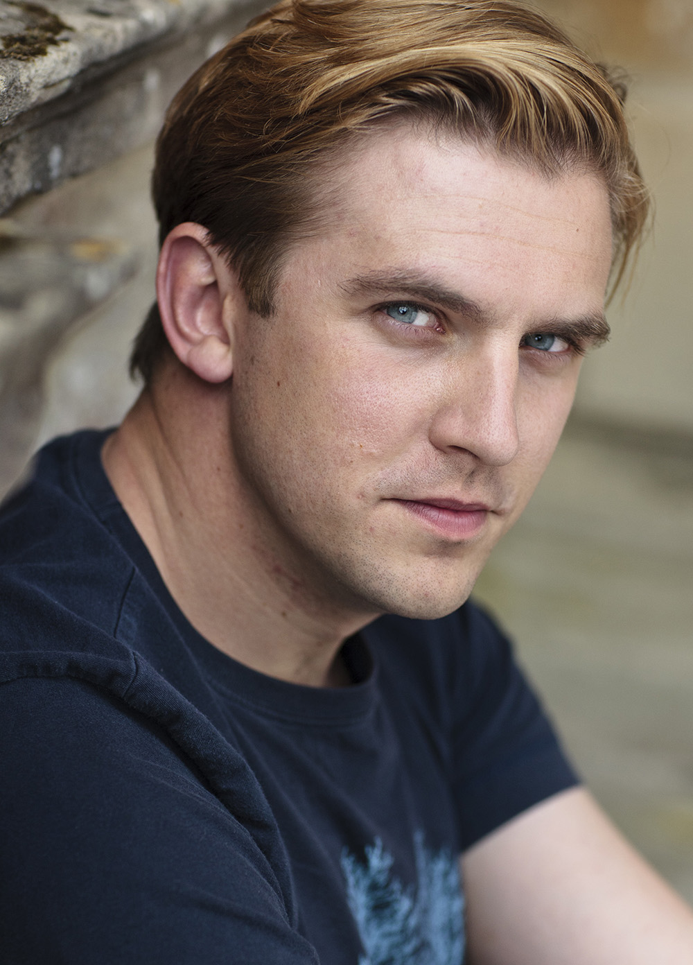 Picture of Dan Stevens