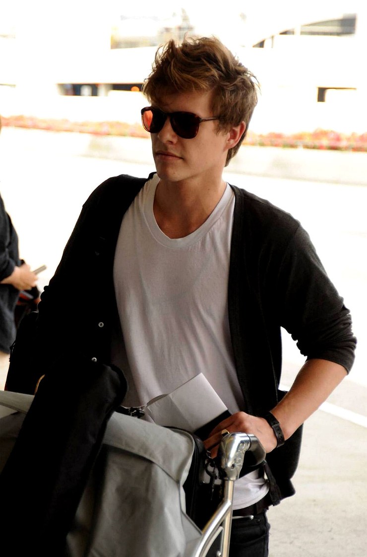 Picture of Xavier Samuel