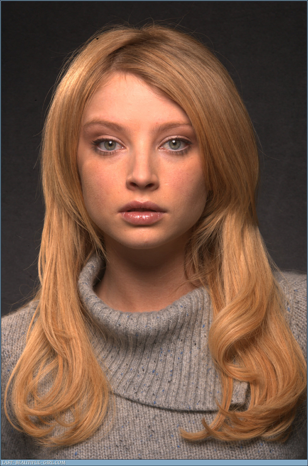 Picture of Elisabeth Harnois