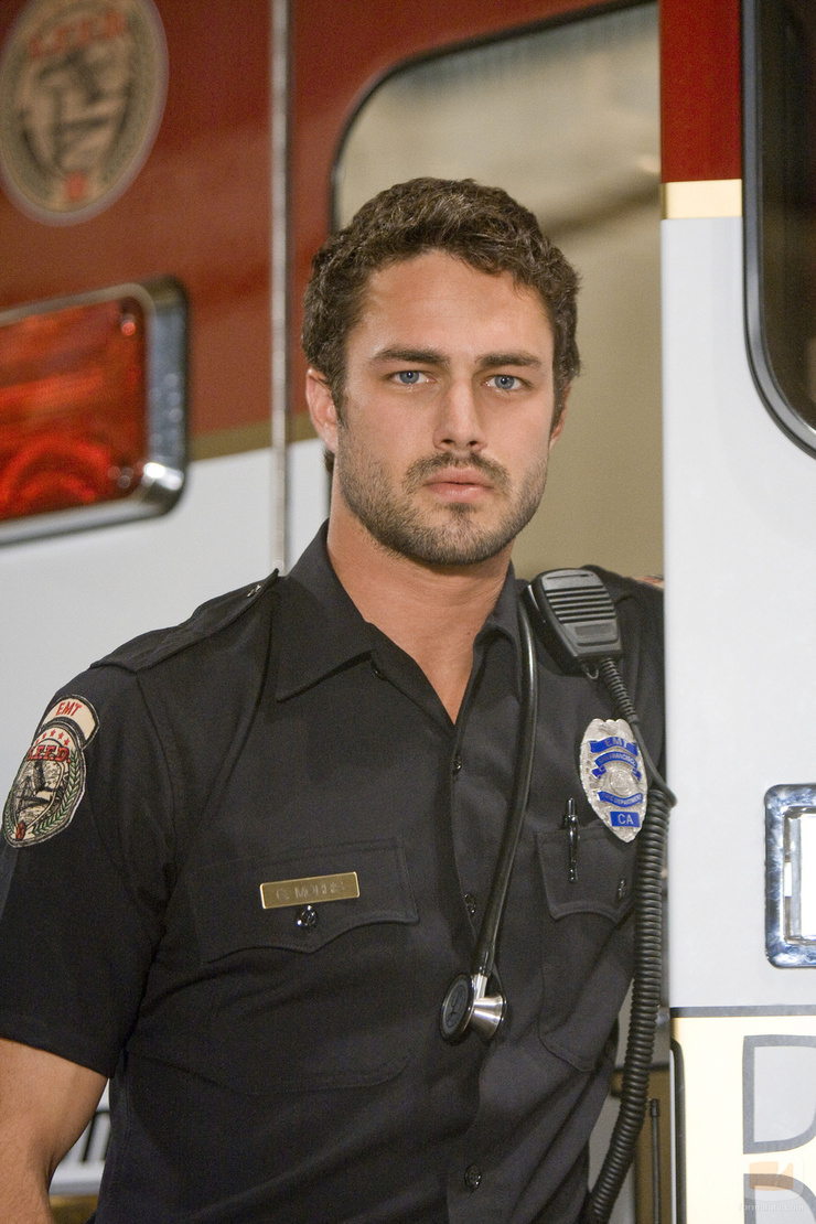 Picture of Taylor Kinney