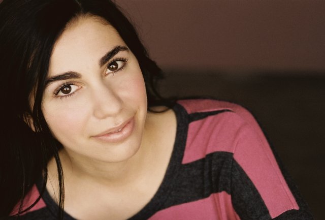 Lainey Lipson picture