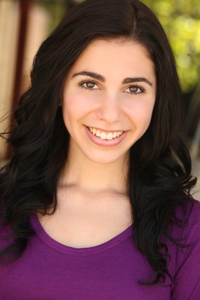 Picture of Lainey Lipson