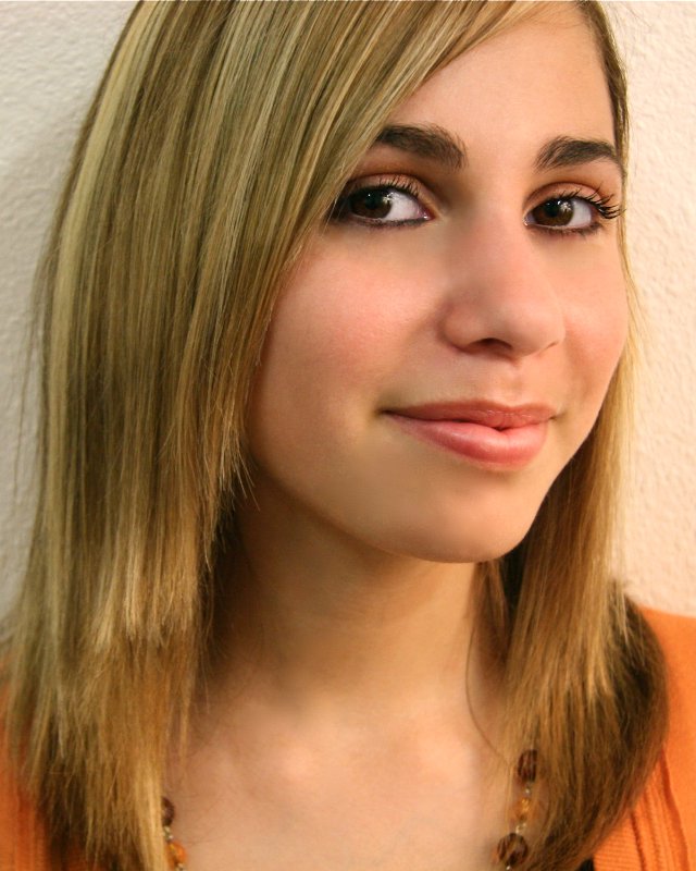 Picture of Lainey Lipson