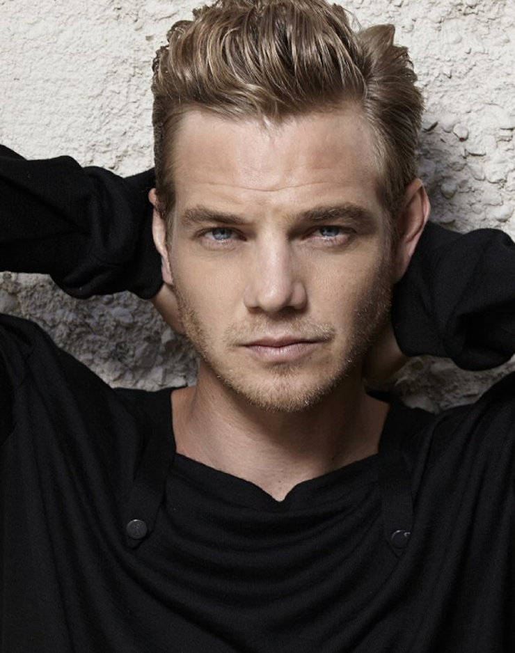 Picture of Taylor Handley