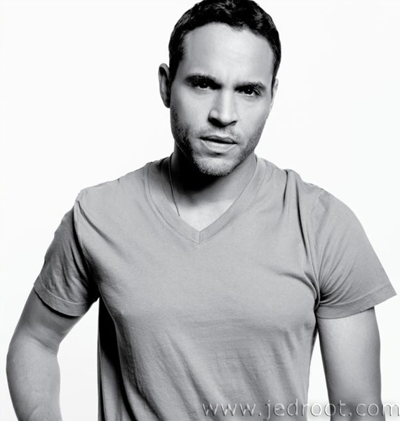 Picture of Daniel Sunjata