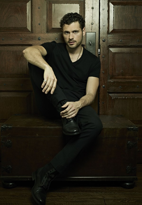 Picture of Adan Canto